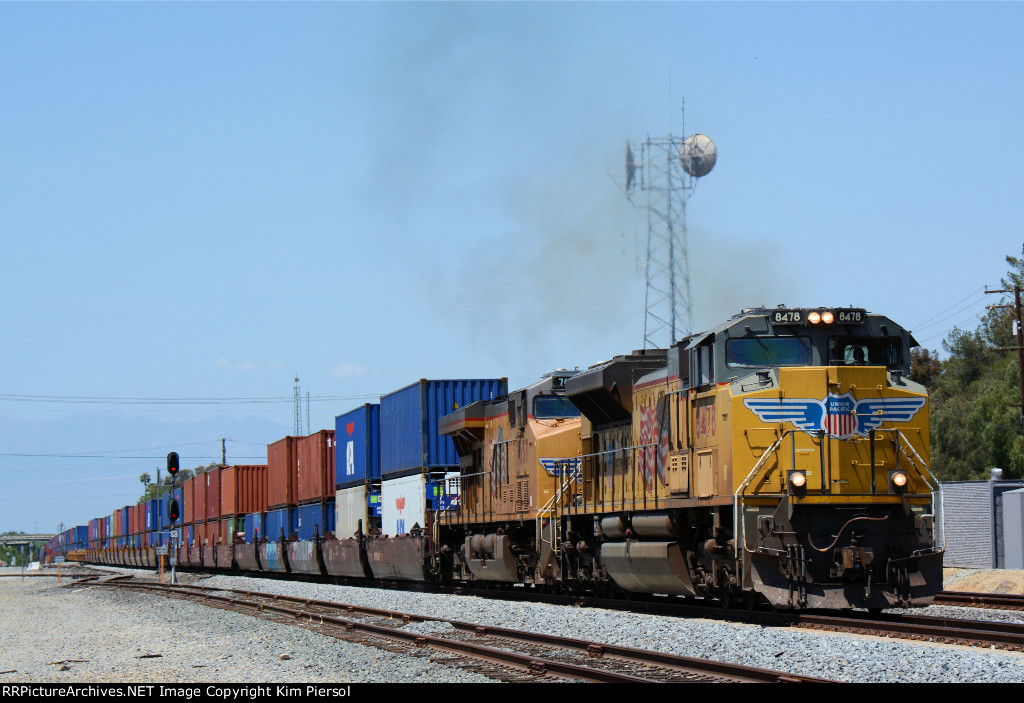 UP 8478 Climbing Beaumont Hill